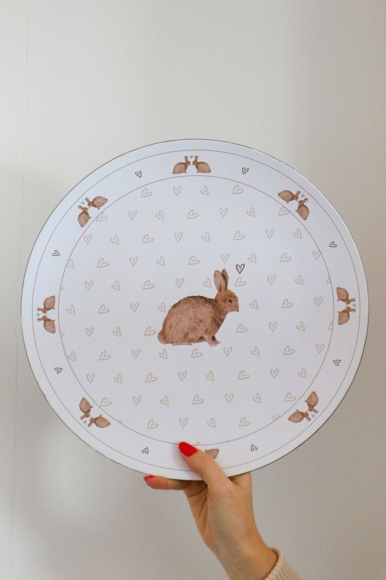 Bunnies In Love - Easter charger with bunny | Clayre & Eef